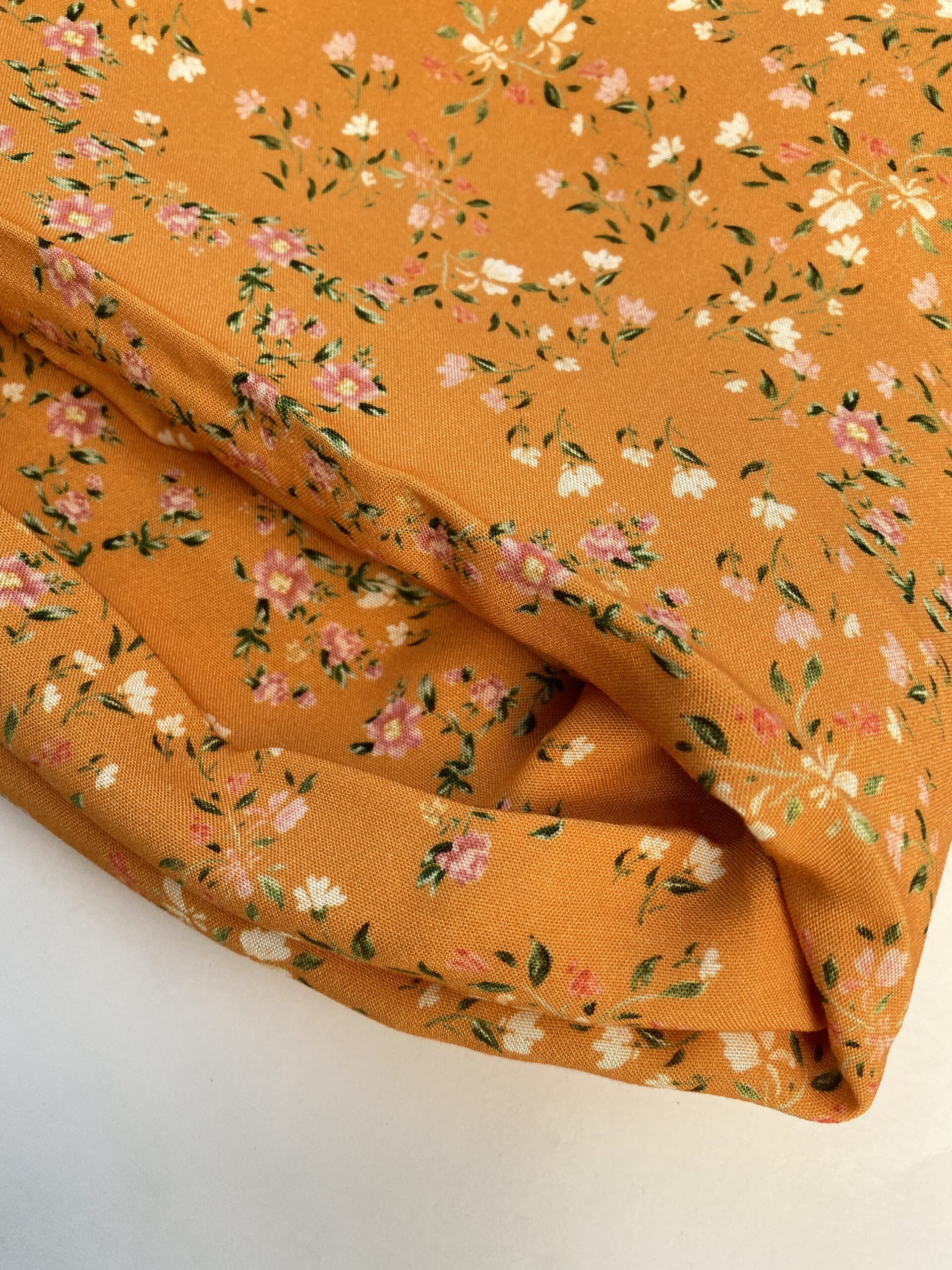 Deadstock Sample Piece Viscose Print 200cm X 145cm Simply Fabrics deadstock-sample-piece-viscose-print-200cm-x-145cm-simply-fabrics